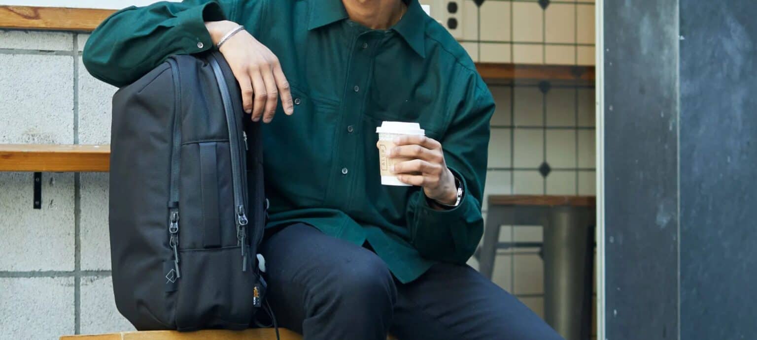 WEXLEY「ACTIVE PACK」レビュー。タウンユースに最適20Lでおしゃれな機能性バックパック[PR] | OKINAlog