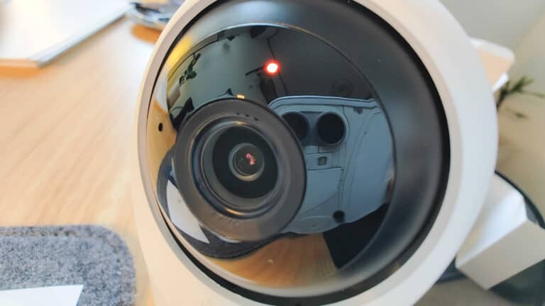 SwitchBot「見守りカメラ3MP」レビュー。設置がカンタン360°動体自動追跡が可能なネットカメラ | OKINAlog